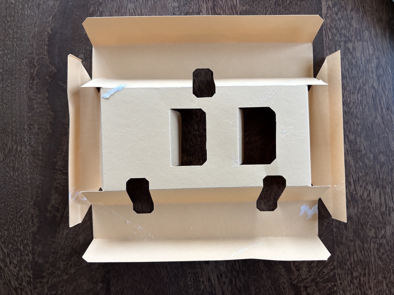 A custom cardboard insert for Forest Shuffle + expansions || fabian writes.